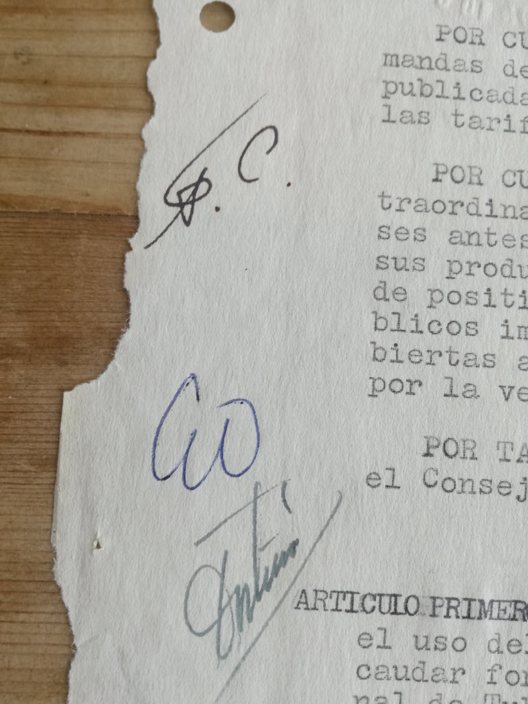 Fidel Castro autograph